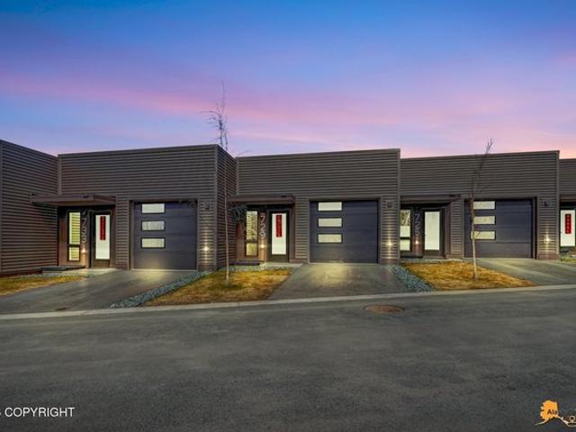 733 Station Ln Unit A8, Anchorage, AK 99501