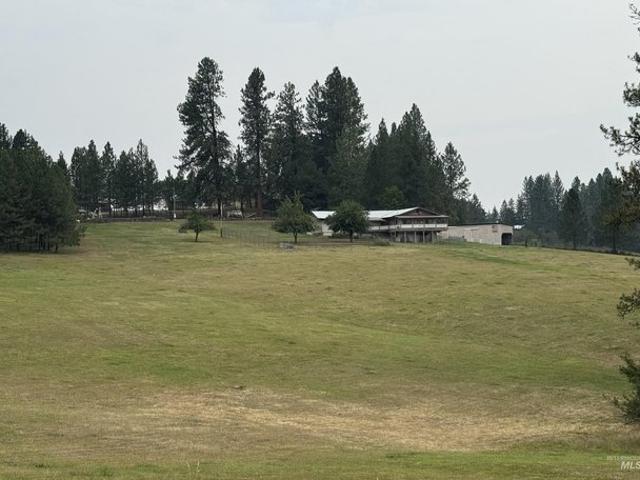 733 Pleasant Valley Rd, Stites, ID 83552
