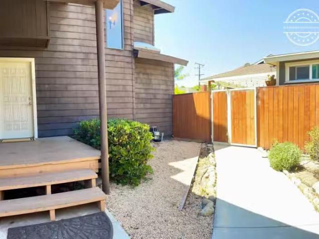 733 W Figueroa St #A, Santa Barbara, CA 93101