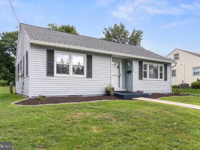 733 W Oak Street