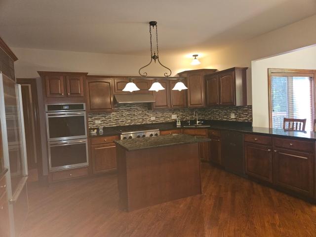 733 Woodbury Court