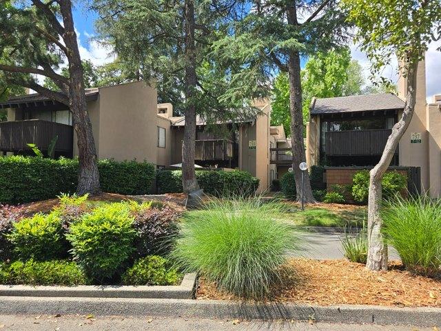 733 Woodside Ln E Unit 12, Sacramento, CA 95825