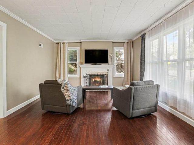 733 Whites Road