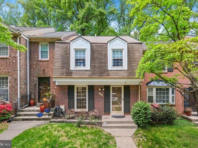 7344 Greentree Rd, Bethesda, MD 20817