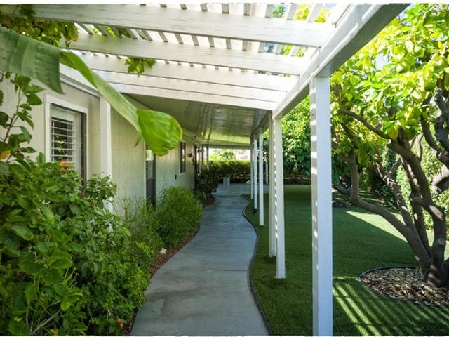 73450 Country Club Dr Spc 335, Palm Desert, CA 92260