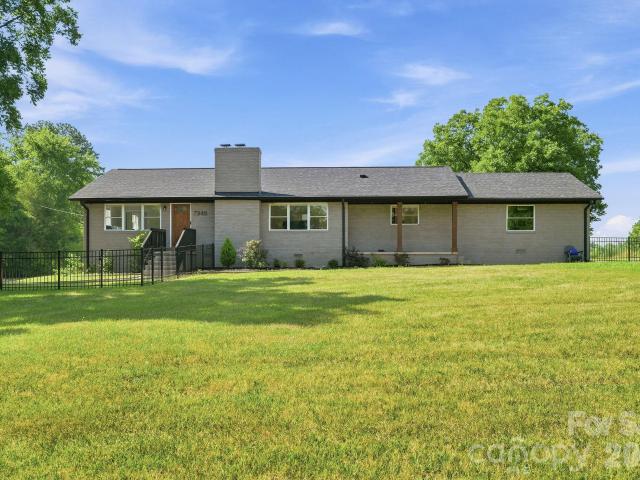 7346 Gold Hill Road