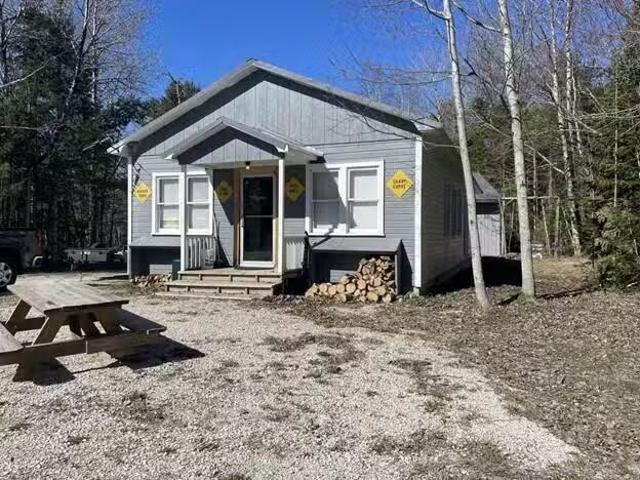 7347 N M 123, PARADISE, MI 49768 Single Family Residence For S.