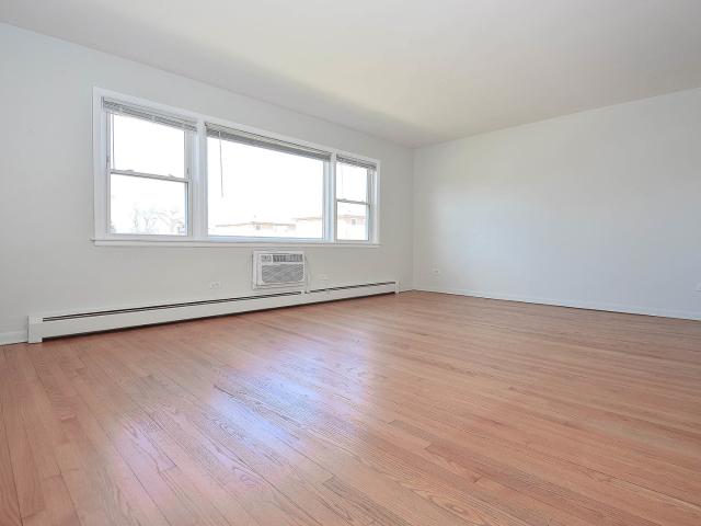 7347 W Diversey Ave, Unit 3, Elmwood Park, IL 60707 | MLS #12617 | Compass