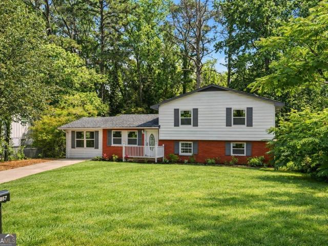 7348 Mockingbird Trail