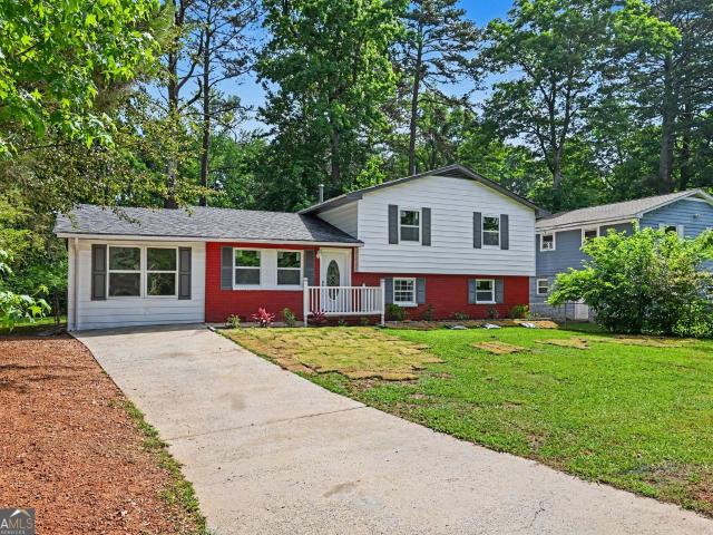 7348 Mockingbird Trail