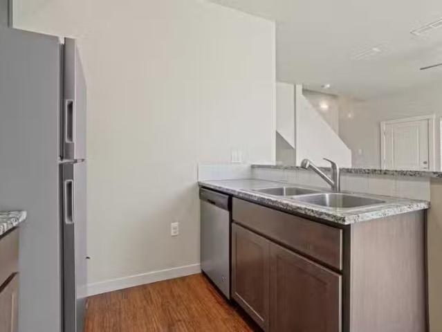 7340 N Lucy Rose LN 101 101 7340 N Lucy Rose LN 101