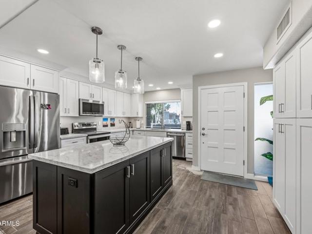 7340 N Via Camello Del Norte Unit 234, Scottsdale, AZ 85258