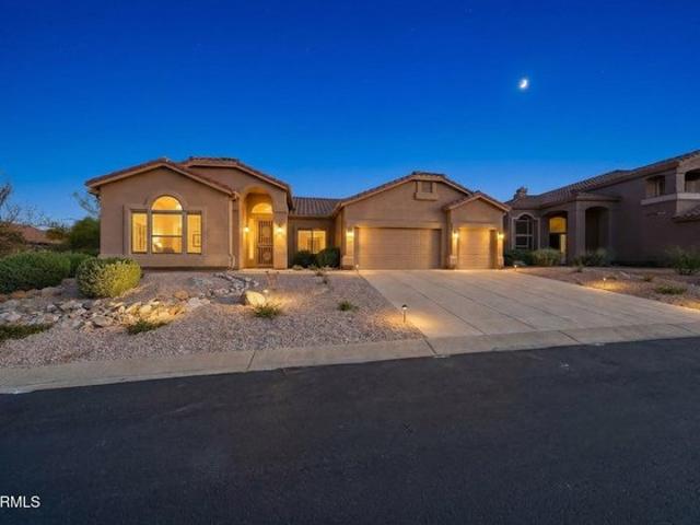 7340 E Sayan St, Mesa, AZ 85207