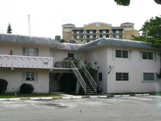 7340 SW 82nd St Apt C205, Miami, FL 33143