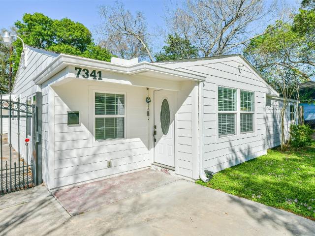 7341 Oak Hill, Houston, TX 77087 | MLS #10649 | Compass