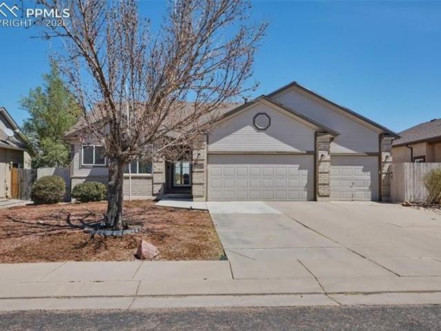 7341 Waterman Way, Colorado Springs, CO 80922