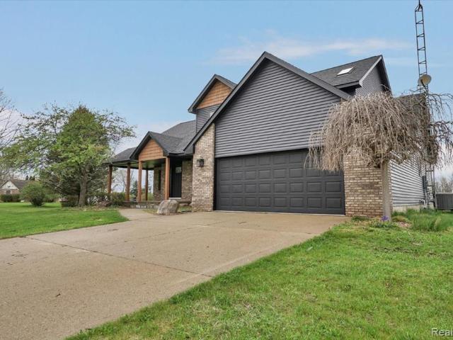 7341 Wood Pointe Drive