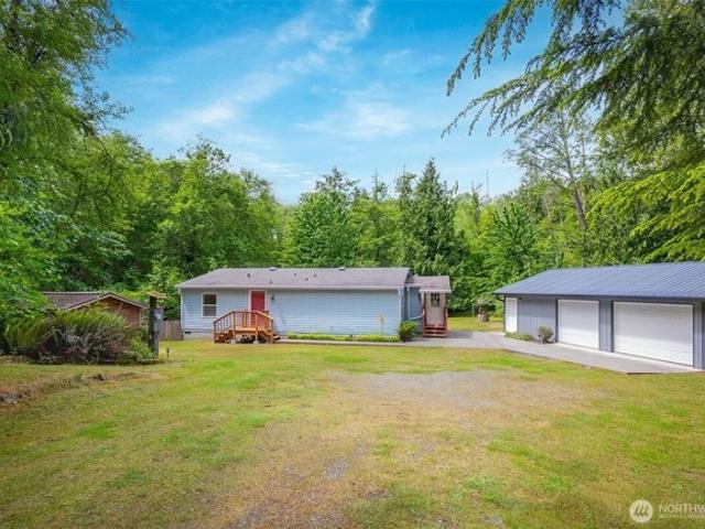 7342 Sunny Ln, Sedro Woolley, WA 98284