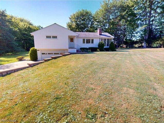 7342 Williams Rd, Painesville, OH 44077