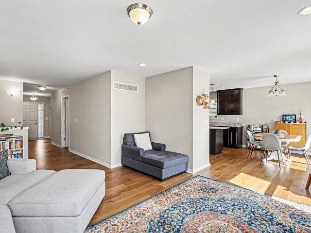 7343 Meridian Drive