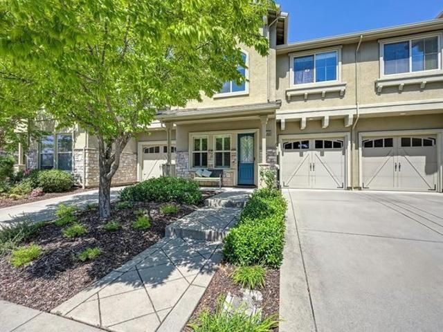 7343 Orchard Cir, Penryn, CA 95663