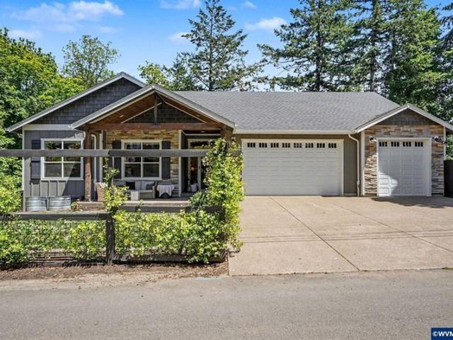 734 Cascade Dr NW, Salem, OR 97304