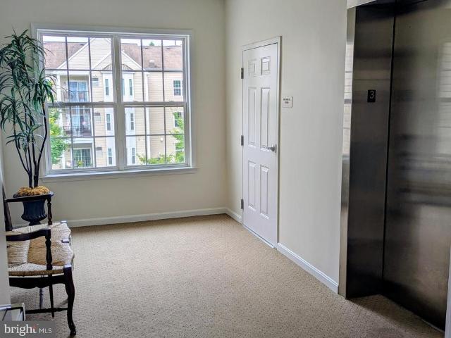 734 Creekside Drive