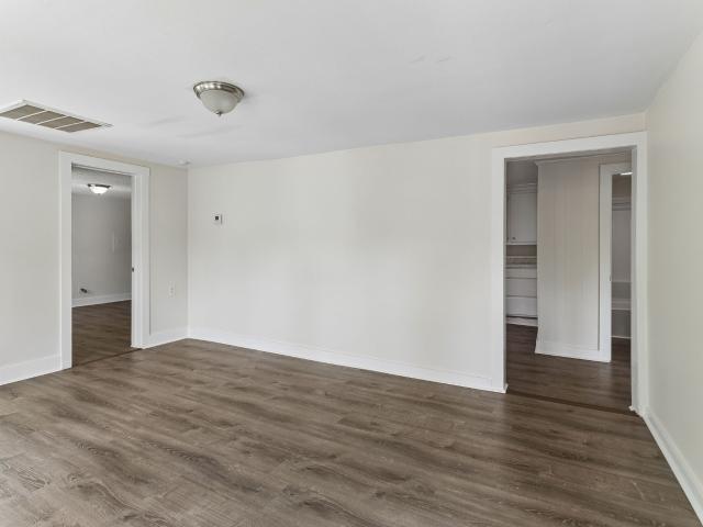 734 Ann Ave