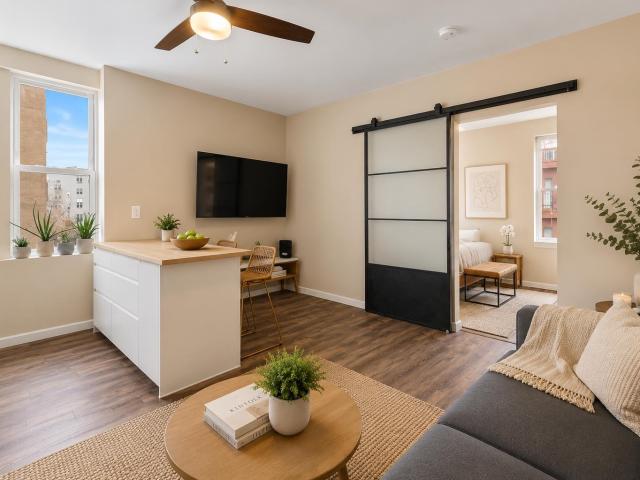 734 Adams St # 3A