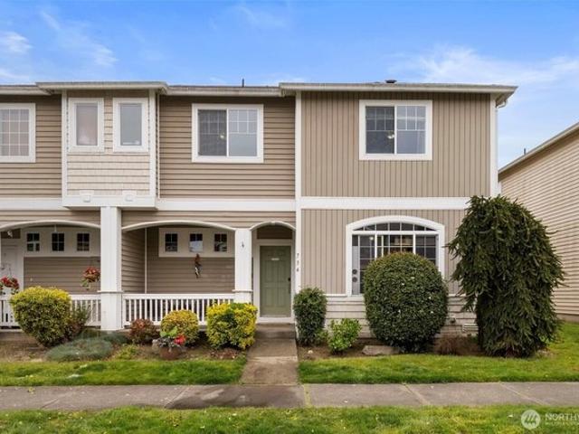 734 Glenmore Loop, Port Orchard, WA 98366