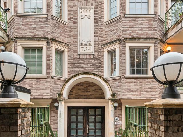 734 East 5th Street, Brooklyn, NY