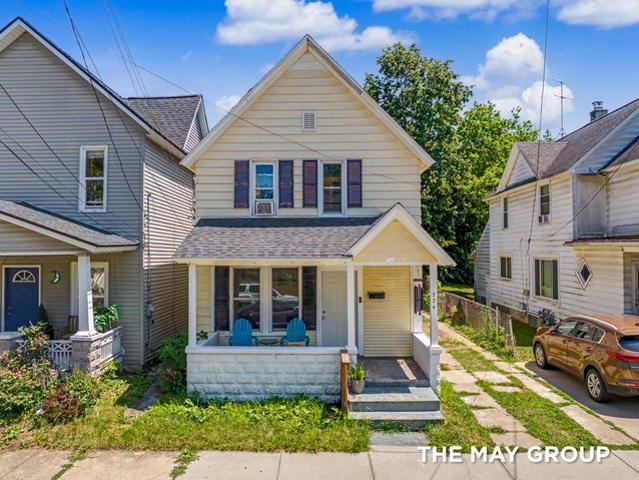 734 Fremont Ave NW, Grand Rapids, MI 49504