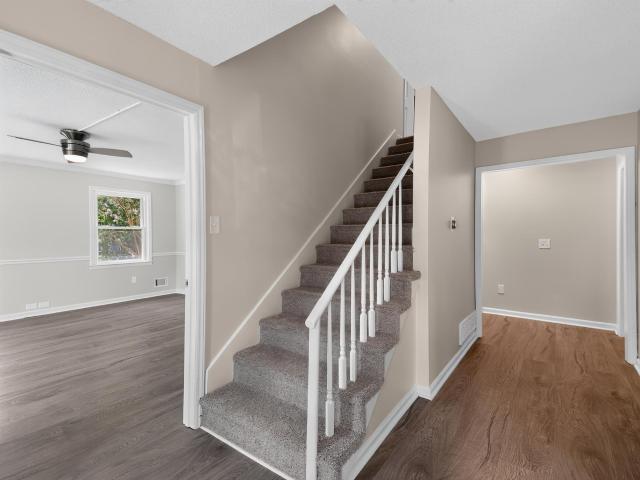 734 Kinlock Court