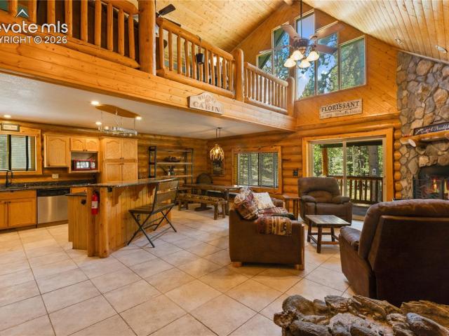 734 Kutsu Ridge Road