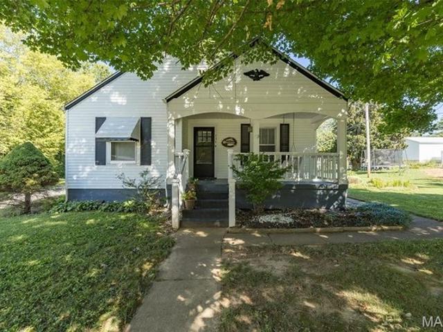 734 Janey Dr, Farmington, MO 63640