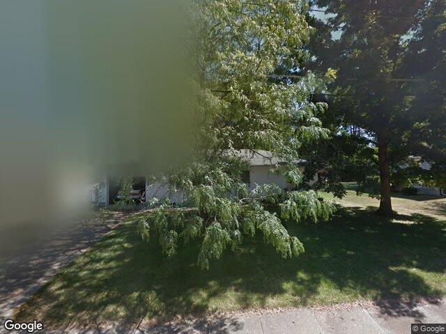 734 Morningside Dr, Burlington, IA 52601