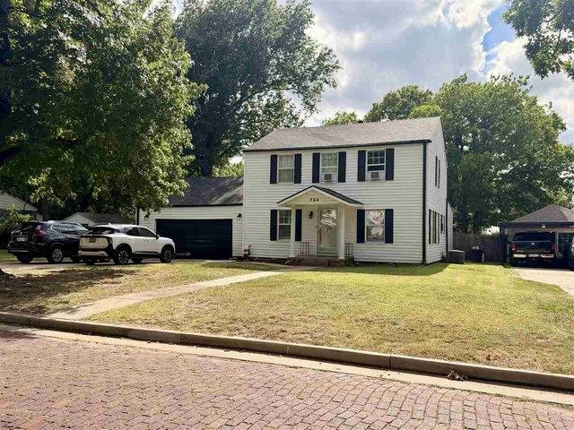 734 N Peachtree St, Ponca City, OK 74601