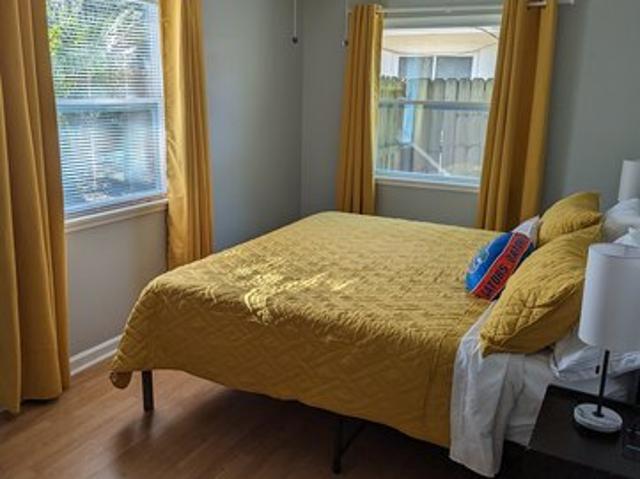 734 NE 11th Ave, Gainesville, FL 32601