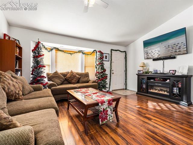 734 S Legend Lane