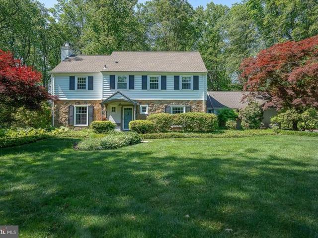 734 Woodcrest Rd, Wayne, PA 19087