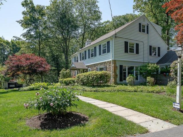 734 Woodcrest Road