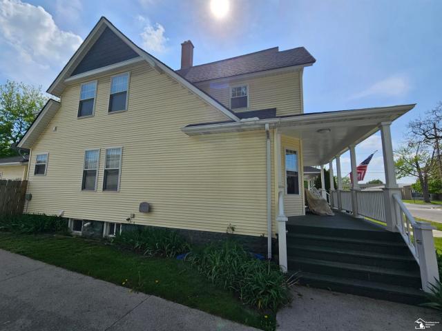 734 White Street