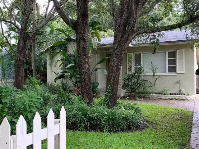 734 Wilkie St. 734 Wilkie St