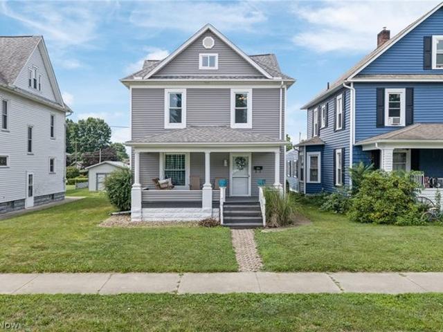 734 Tuscarawas Ave NW, New Philadelphia, OH 44663