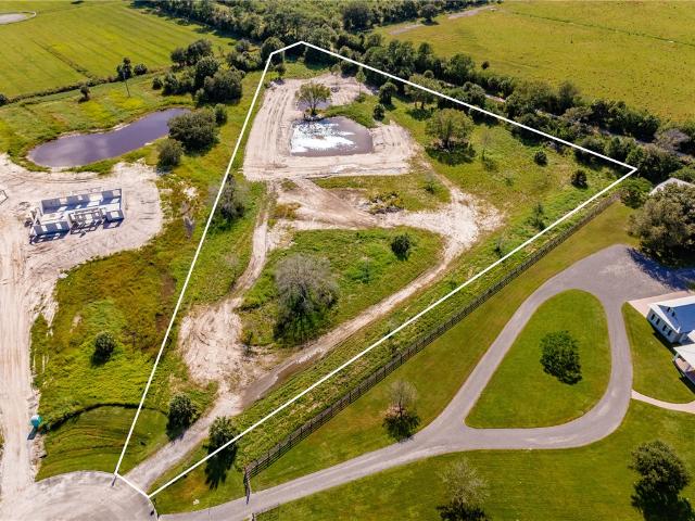 7355 Andrews Pl SW, Vero Beach, FL 32968 | MLS #292475 | Compass