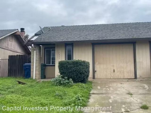 7355 7357 Gigi Place 7355 Gigi Place DUPLEX FOR RENT IN SAC.
