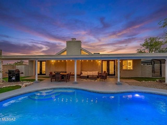 7356 N Casablanca Dr, Tucson, AZ 85704