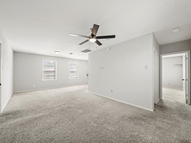 7357 1/2 Brace Street