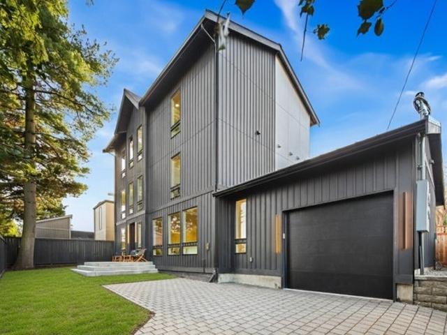 7358 33rd Ave NE, Seattle, WA 98115