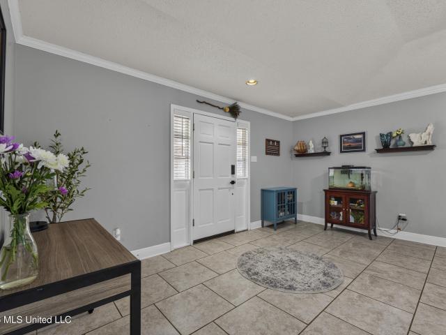7359 Analii Street
